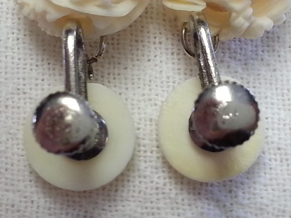 Vintage, faux Ivory, Chinese puzzle box silver tone m… - Gem