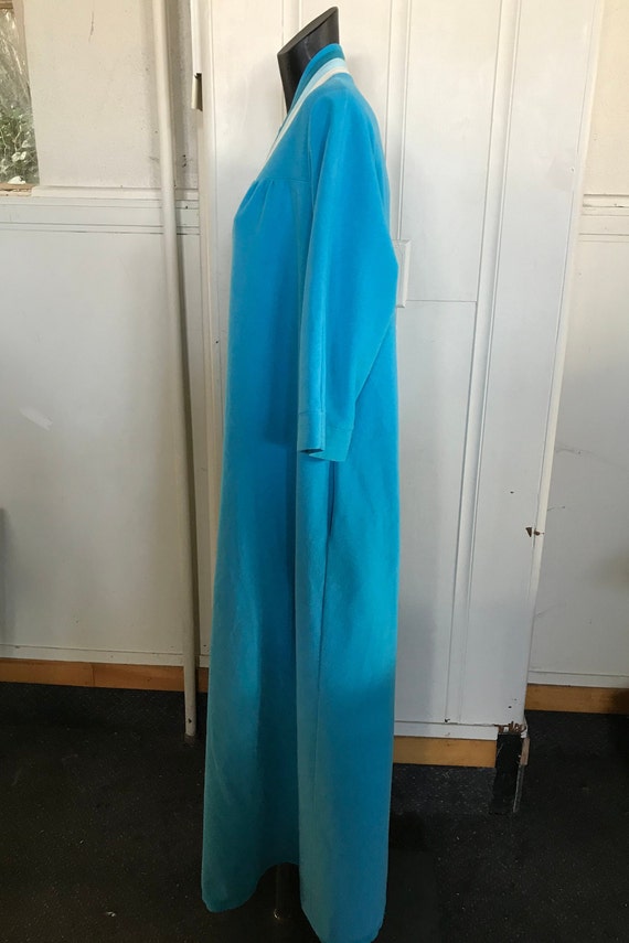 1970s long mod Vanity Fair Robe,brushed polyester ve… - Gem