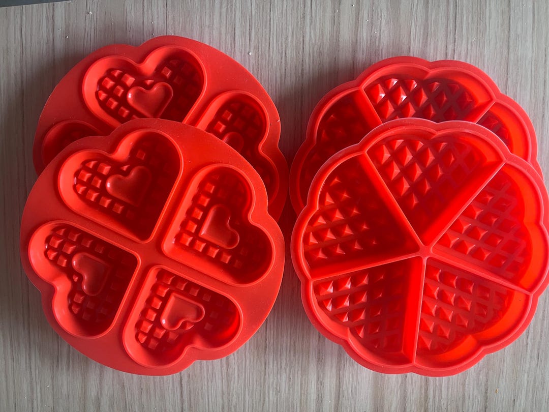 Set 4 Silicone Waffle Shaped Molds, Moulds, Traditional Waffle and ...