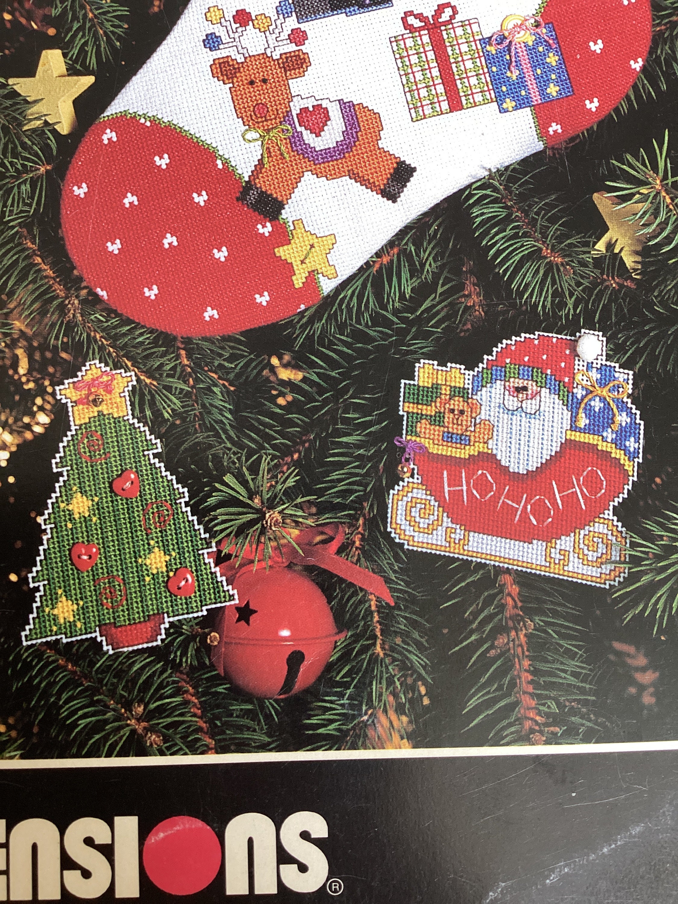Dimensions Christmas Holiday Moments Cross Stitch Pattern 1997 by Ellen ...
