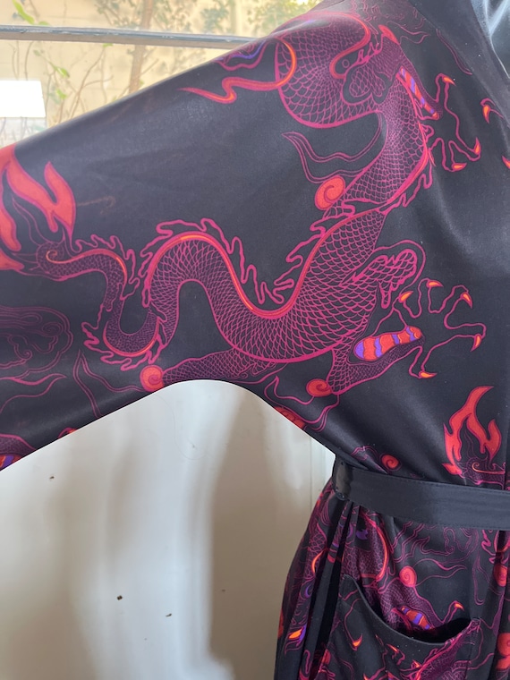 1970s Oriental Dragon Smoking Jacket Robe Made in Bri… - Gem