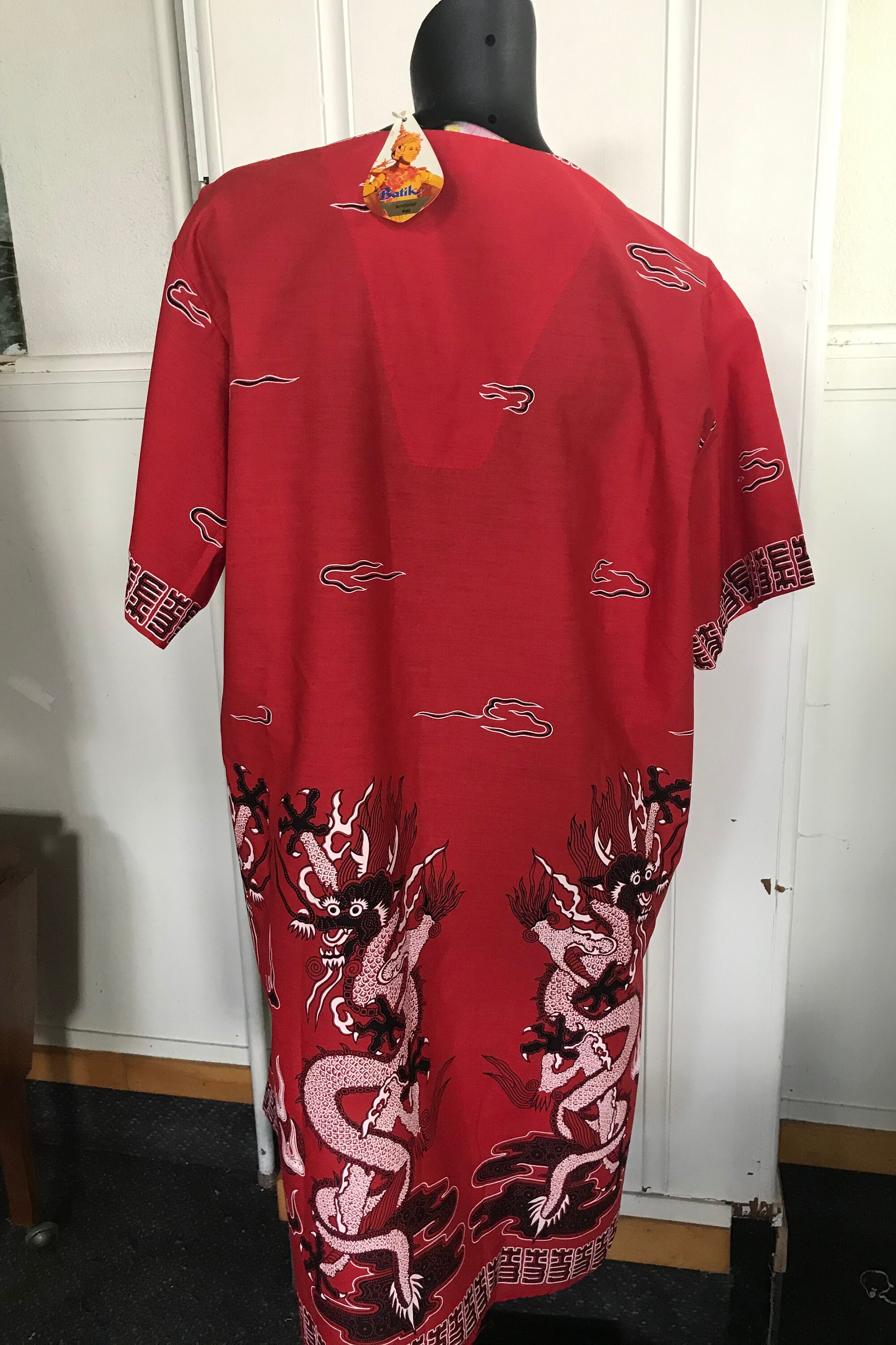 NOS 1970's Mens Dragon Batik Dragon Nightshirt Malaysian | Etsy
