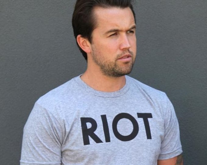 Mac Riot Shirt Gray It's Always Sunny in Philadelphia - Etsy