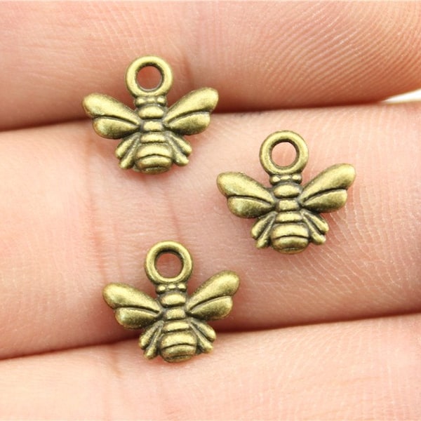 Bee Charm - Etsy