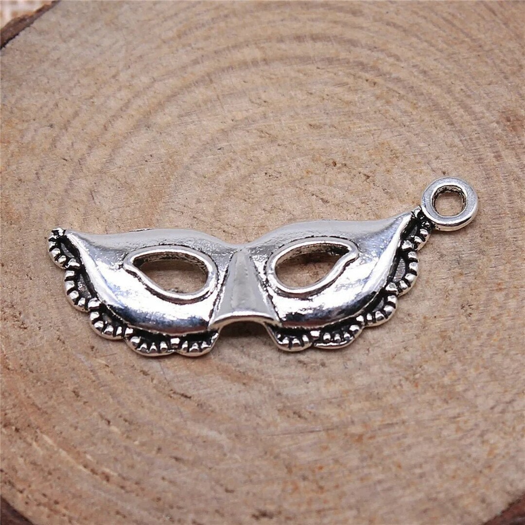 6 Silver Mardi Gras Mask Charms, 31x12mm, Silver Tone Charms (A-213) - Etsy