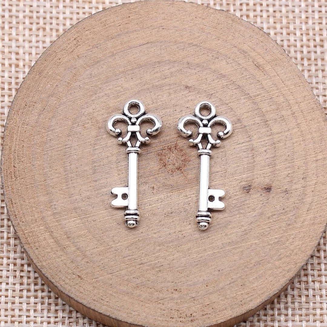10 Silver Skeleton Key Charms, 25x11mm, Silver Tone Charms O-116 - Etsy