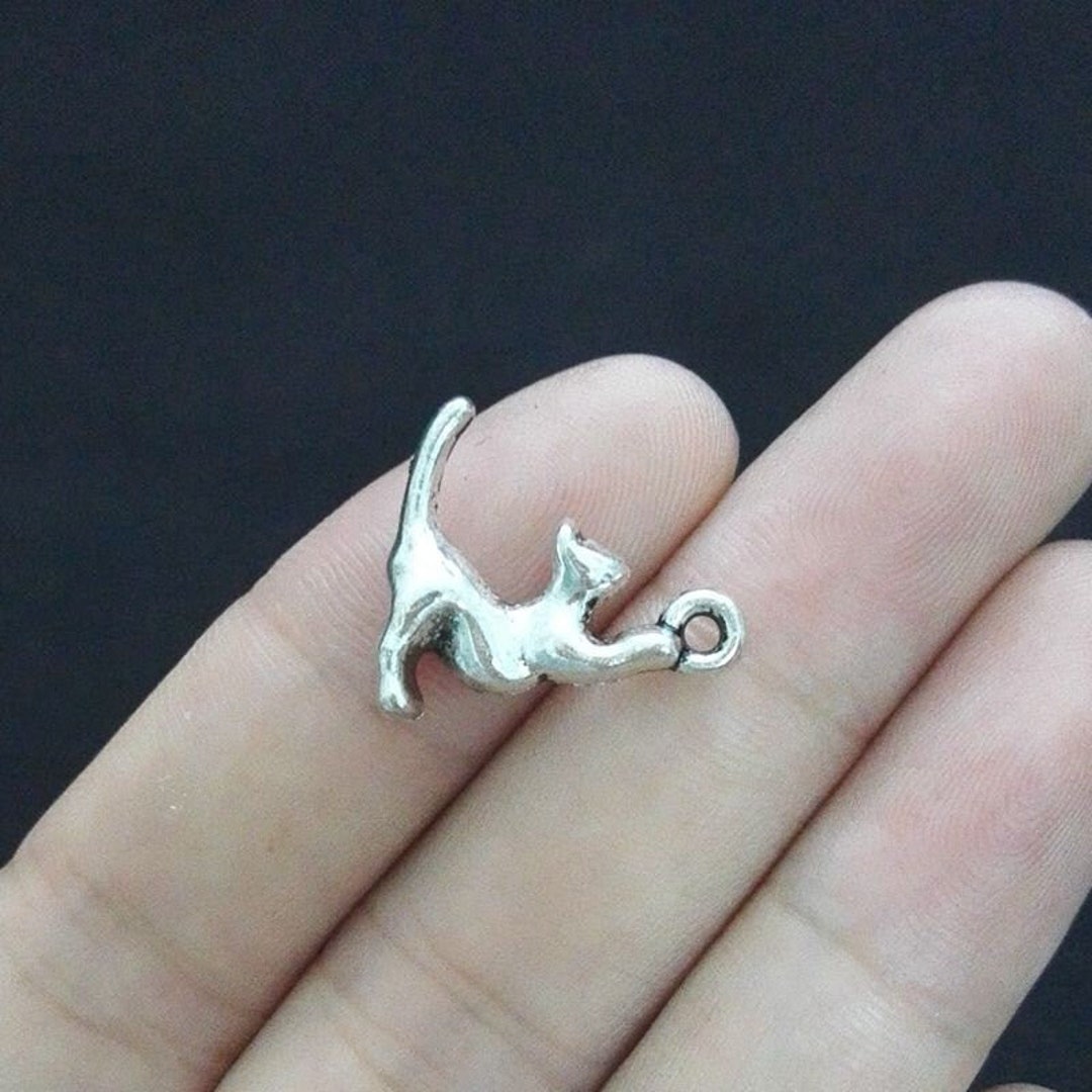 4 Silver Cat Charms, 2 Sided, Antique Silver Tone (G-113) - Etsy