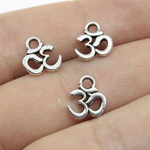 20 Silver OM Symbol Charms, 10x10mm, Antique Silver Tone (Q-106) - Etsy