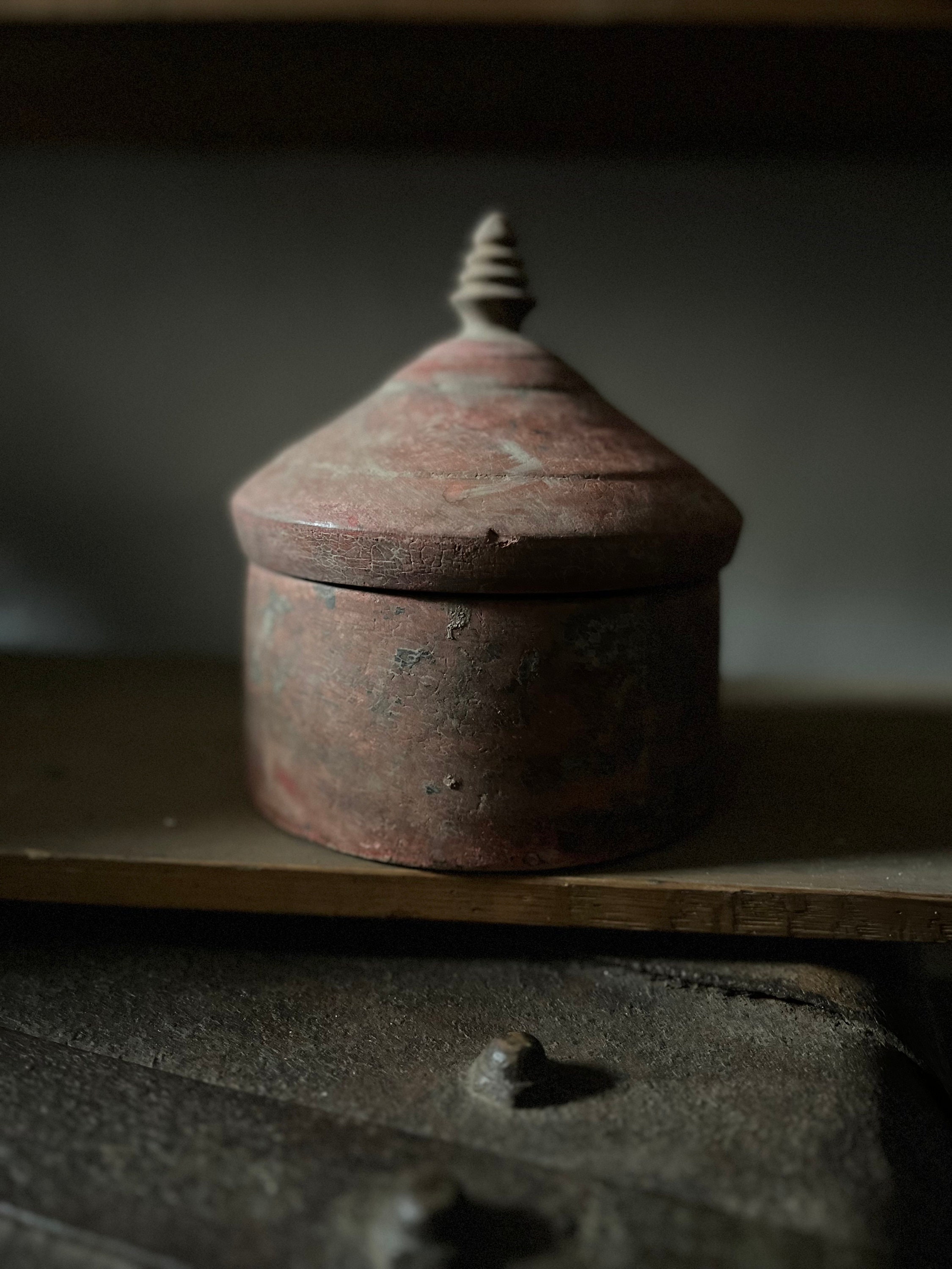 Old Wooden Lacquer Tikka Box Antique Artistic Lacquer Box Wooden Color ...