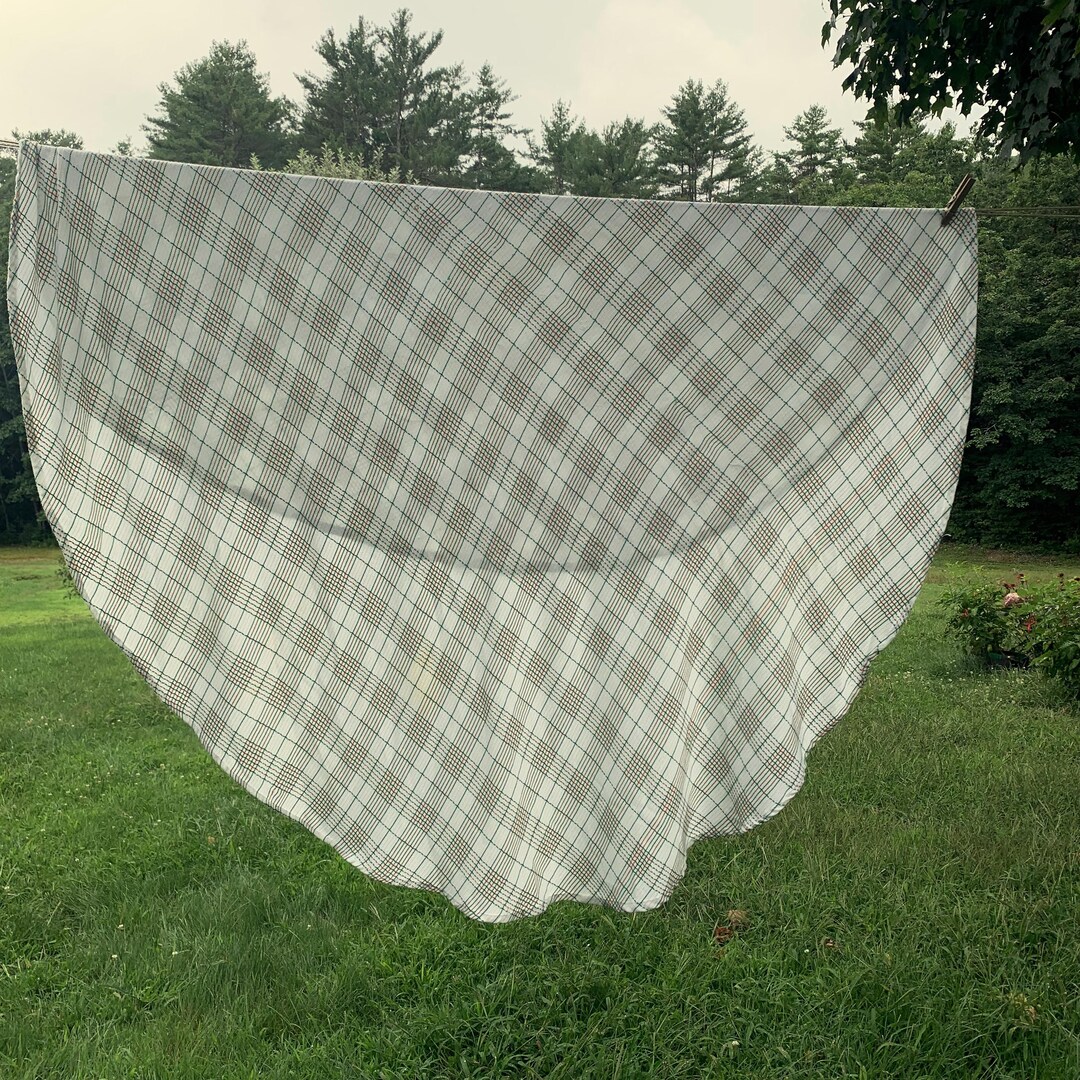 1970s Sears 72 Inch Round Woven Tablecloth Toughcord Perma Press Beige ...