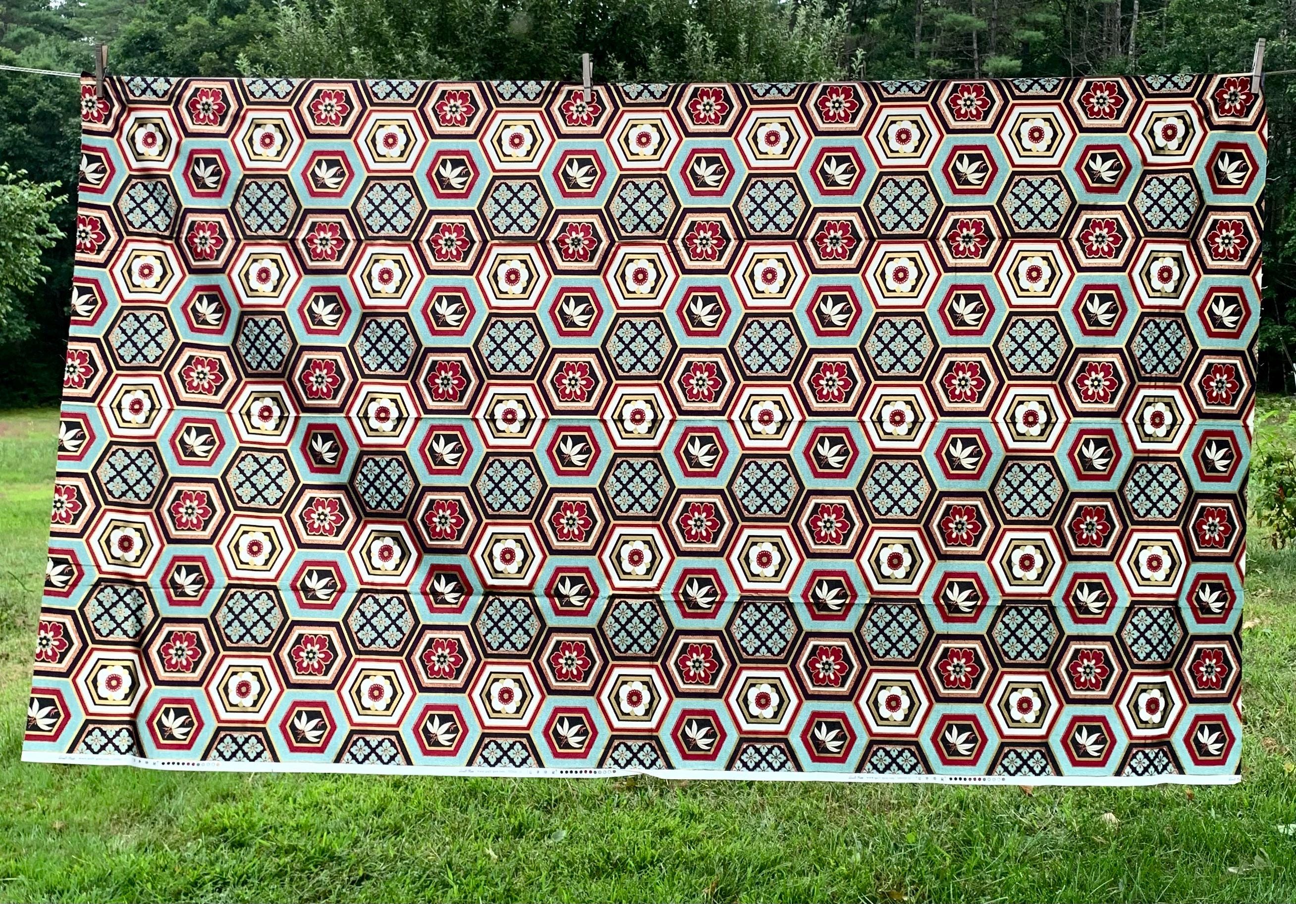 New Quilt Gate Fabric 2 Yards Cotton Japanese Floral in Hexagons Made ...