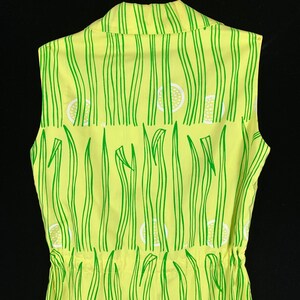 Vintage 1960s the Vested Gentress Shift Dress Size 8 Yellow Green Grass ...