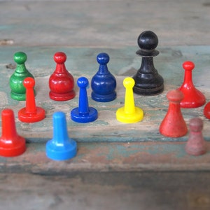 Variety of Vintage Game Board Markers Lot of 16 - Etsy