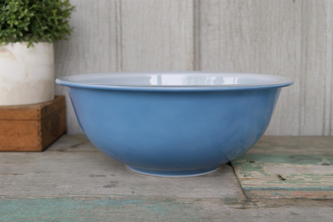 Vintage Pyrex/corning Ware Mixing Bowl 2.5 Liter - Etsy