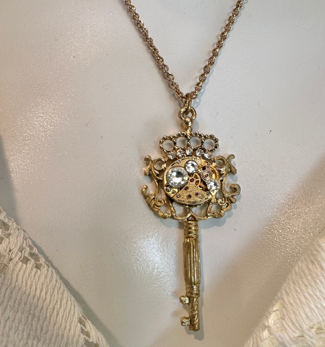 Gold Fancy Vintage Skeleton Key Steampunk Necklace, Gold Watch ...