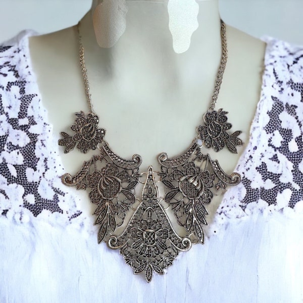 Lace Bib Necklace - Etsy