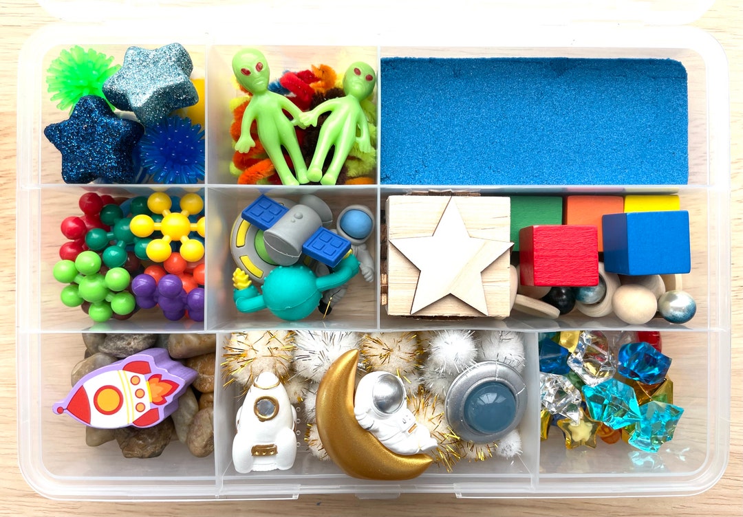 Space Kinetic Sand Kit, Astronaut Sensory Case - Etsy
