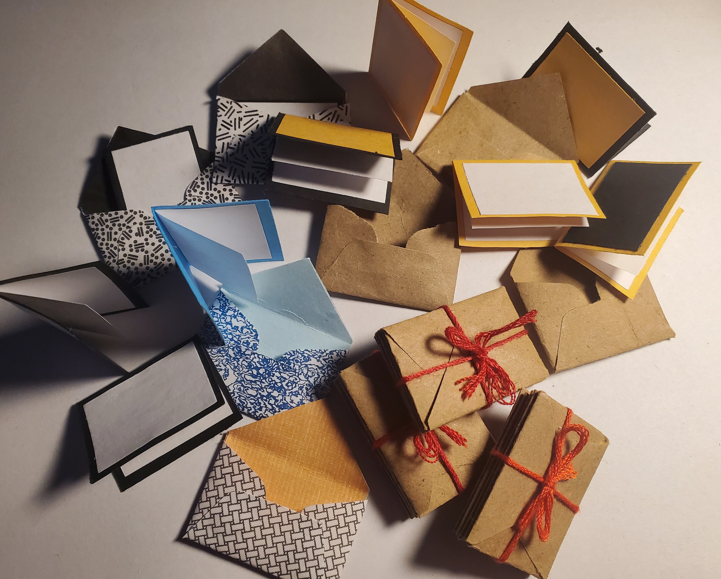 Notecards and Envelopes / Tiny Envelope With Blank Mini Notecard Insert ...