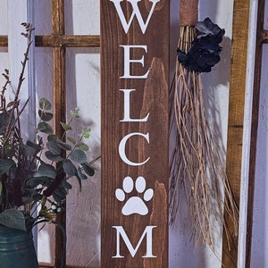 Farmhouse Welcome Pet Pawprint Sign Asst Lengths - Wooden Rustic Decor ...