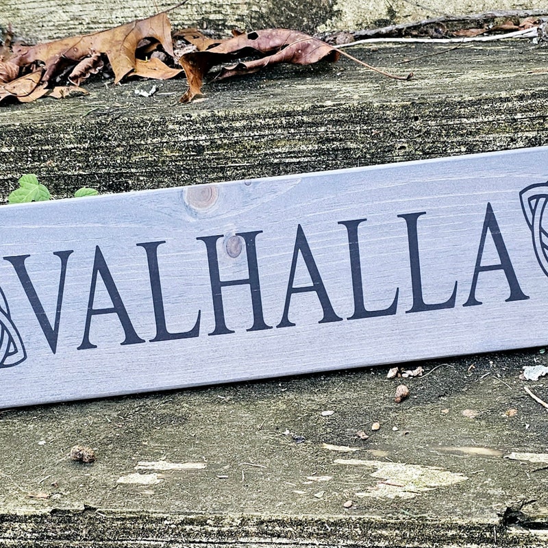 Vikings Wood Sign - Etsy