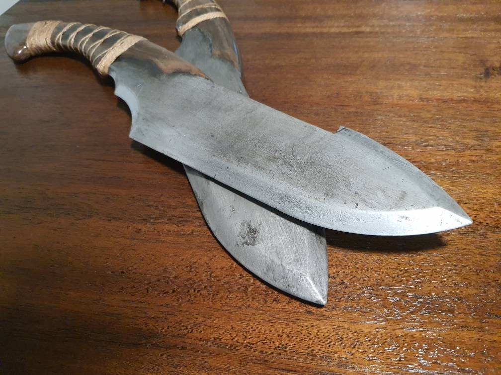 Monster Pocket Knives