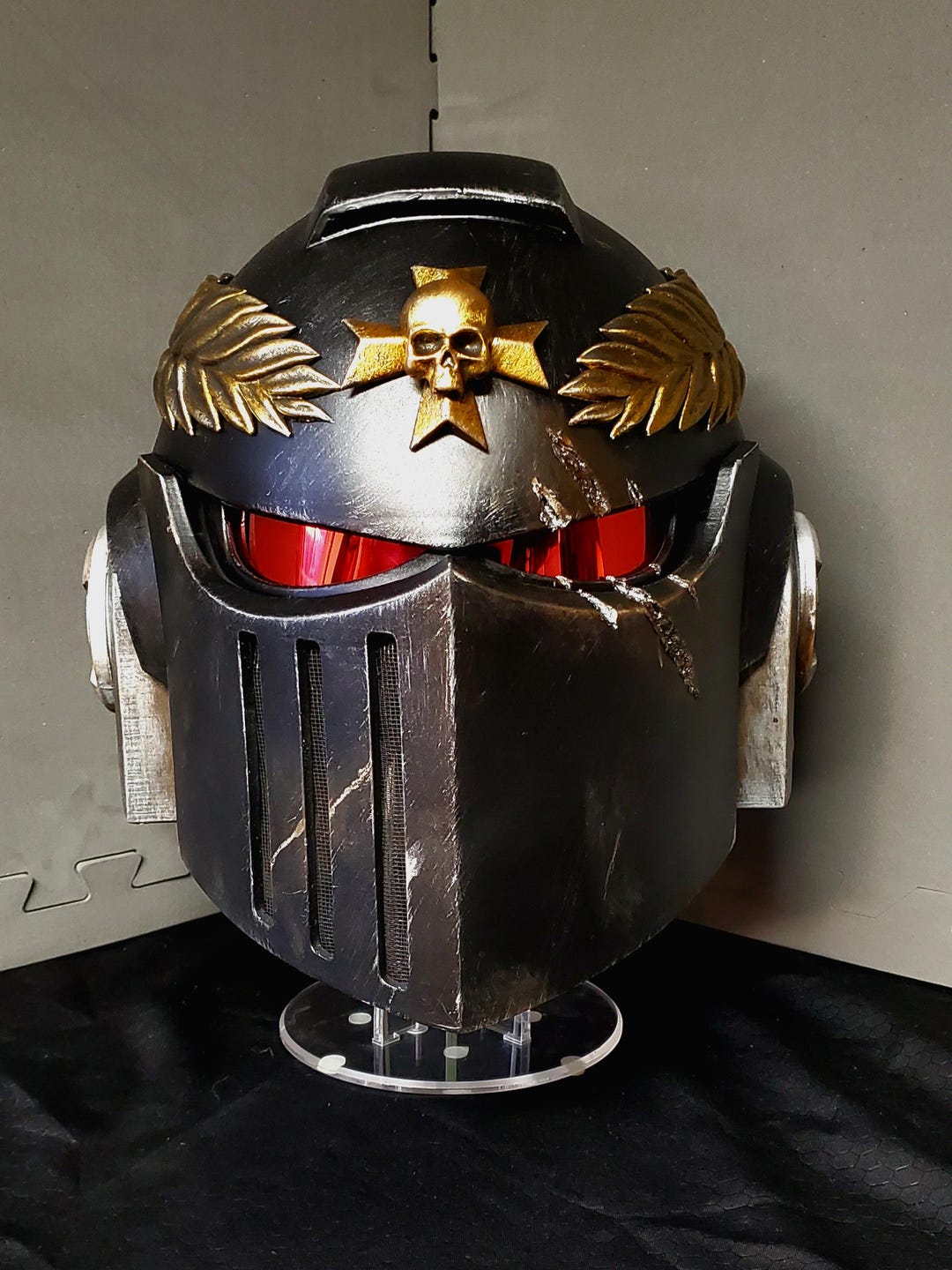 Space Marine Custom Bulwark Knight Wearable Replica READ DESCRIPTION ...