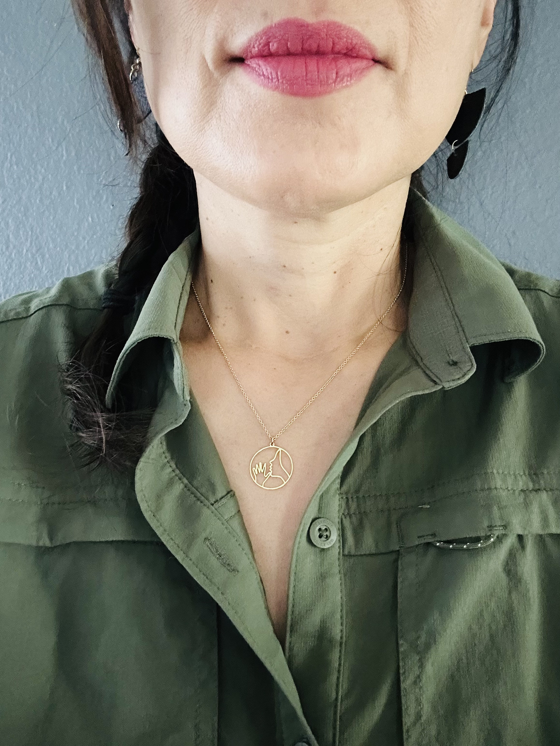 Mother in Sign Language Necklace - Etsy