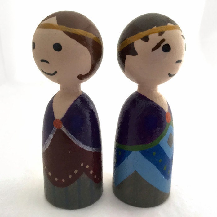 Wooden Finger Puppets King and Queen Peg Doll Puppets - Etsy
