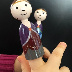 Wooden Finger Puppets - King and Queen - Peg Doll Puppets -ready to ...