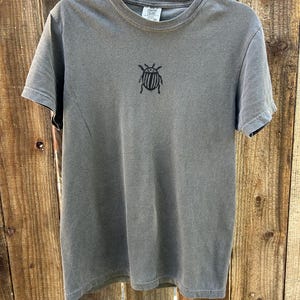 Linocut Print Insect T-shirt - Etsy