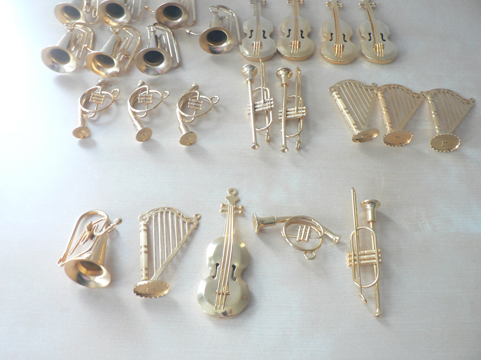 1 0ne Gold Metal Musical Instrument Ornament Cello Harp - Etsy Canada