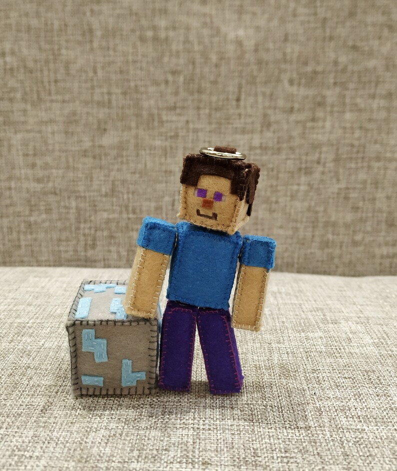 Keychain Minecraft Steve. Felt Steve Minecraft. - Etsy