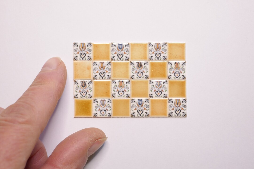 12 Tulip Tiles and 12 Plain Tiles - Real Ceramic Tiles - 6 Different ...