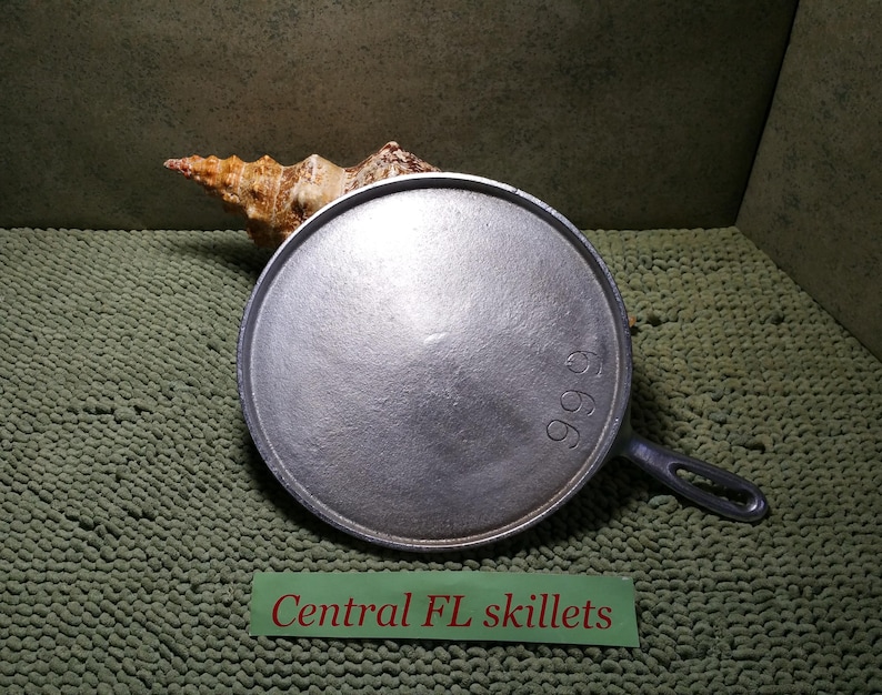 Chicago Hardware Foundry #9 Chrome Plated Hammered Cast Iron Griddle ...