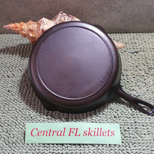 One Notch Lodge Cast Iron Skillet - Etsy