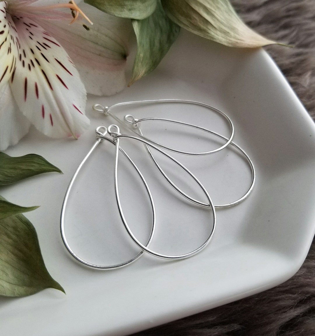 Teardrop Wire Frame - Antique Silver >> 2 Pieces - 45mm - Pear Shape ...