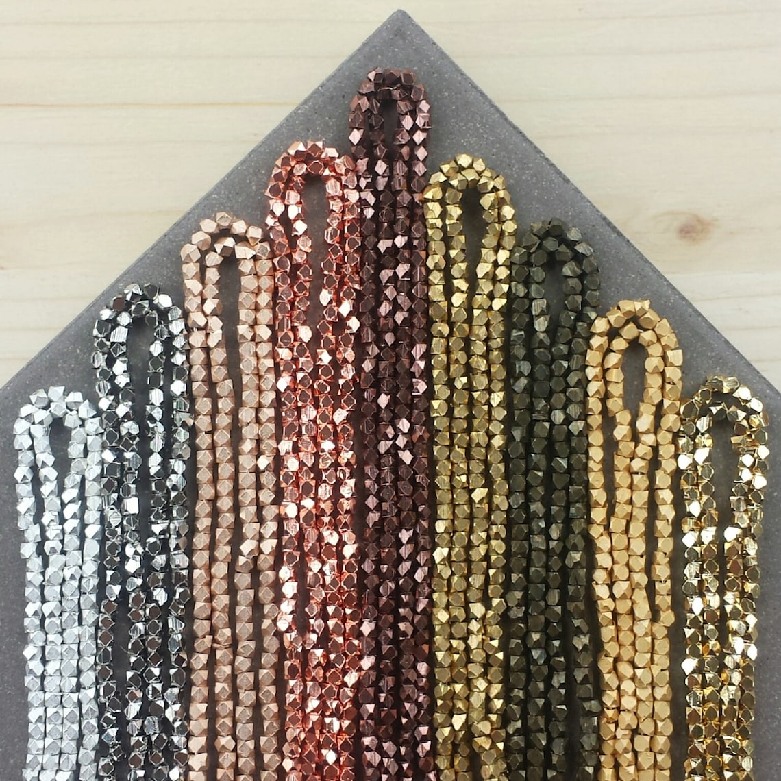 Copper - 2-2.5mm Faceted Metal Beads - Cornerless Cubes - Shiny Copper ...