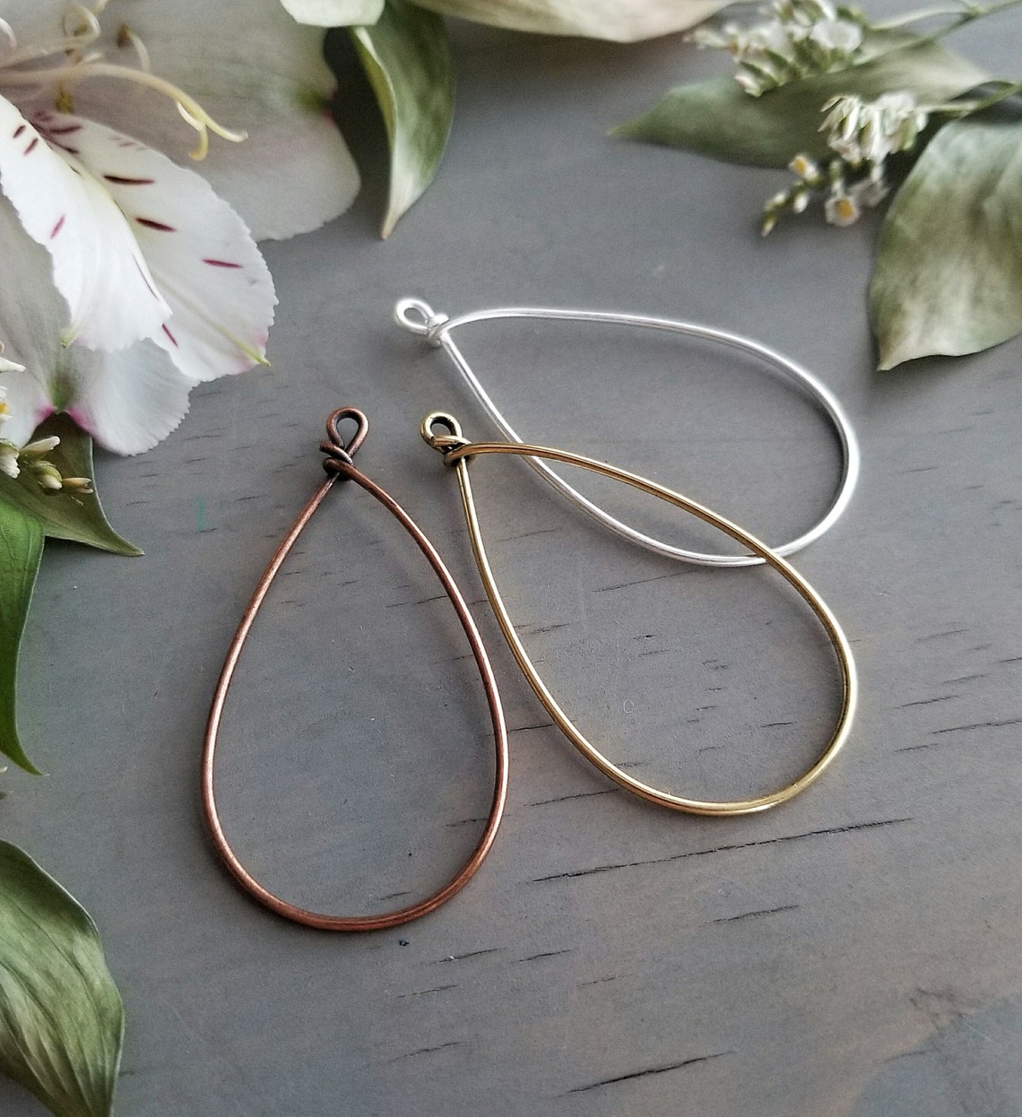 Teardrop Wire Frame - Antique Copper >> 2 Pieces - 45mm - Pear Shape ...