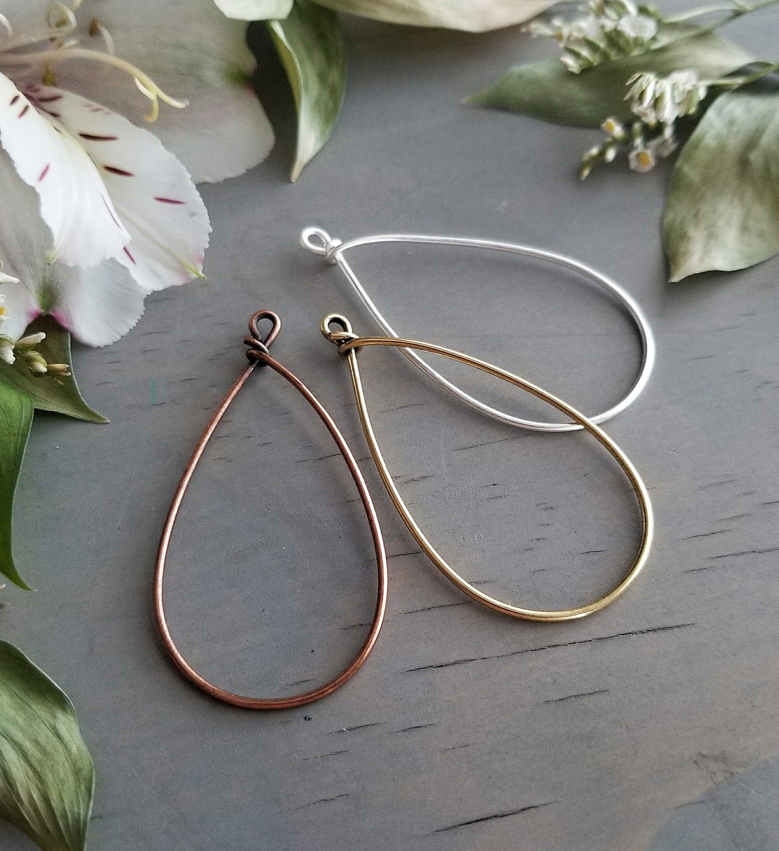 Teardrop Wire Frame - Antique Copper >> 2 Pieces - 45mm - Pear Shape ...