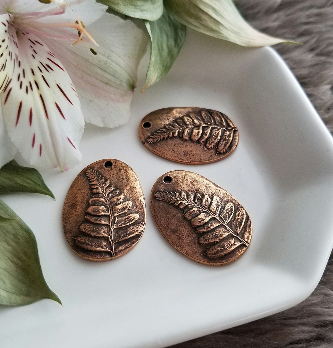 Fern Leaf Charms - Antique Copper >> 2 Pieces - 32mm - Rustic, Textured ...