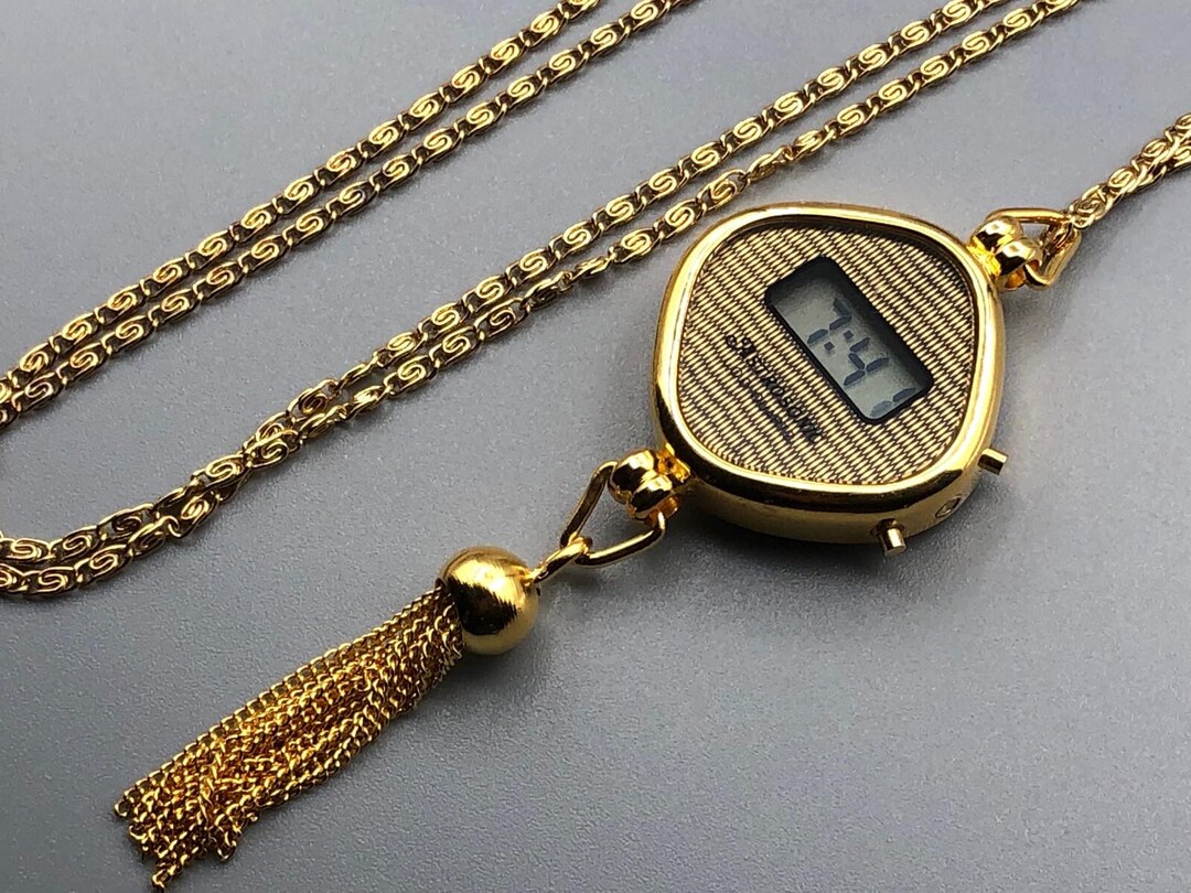 Vintage 70s 80s NOS Chic LCD Digital Quartz Tassle Necklace PENDANT ...