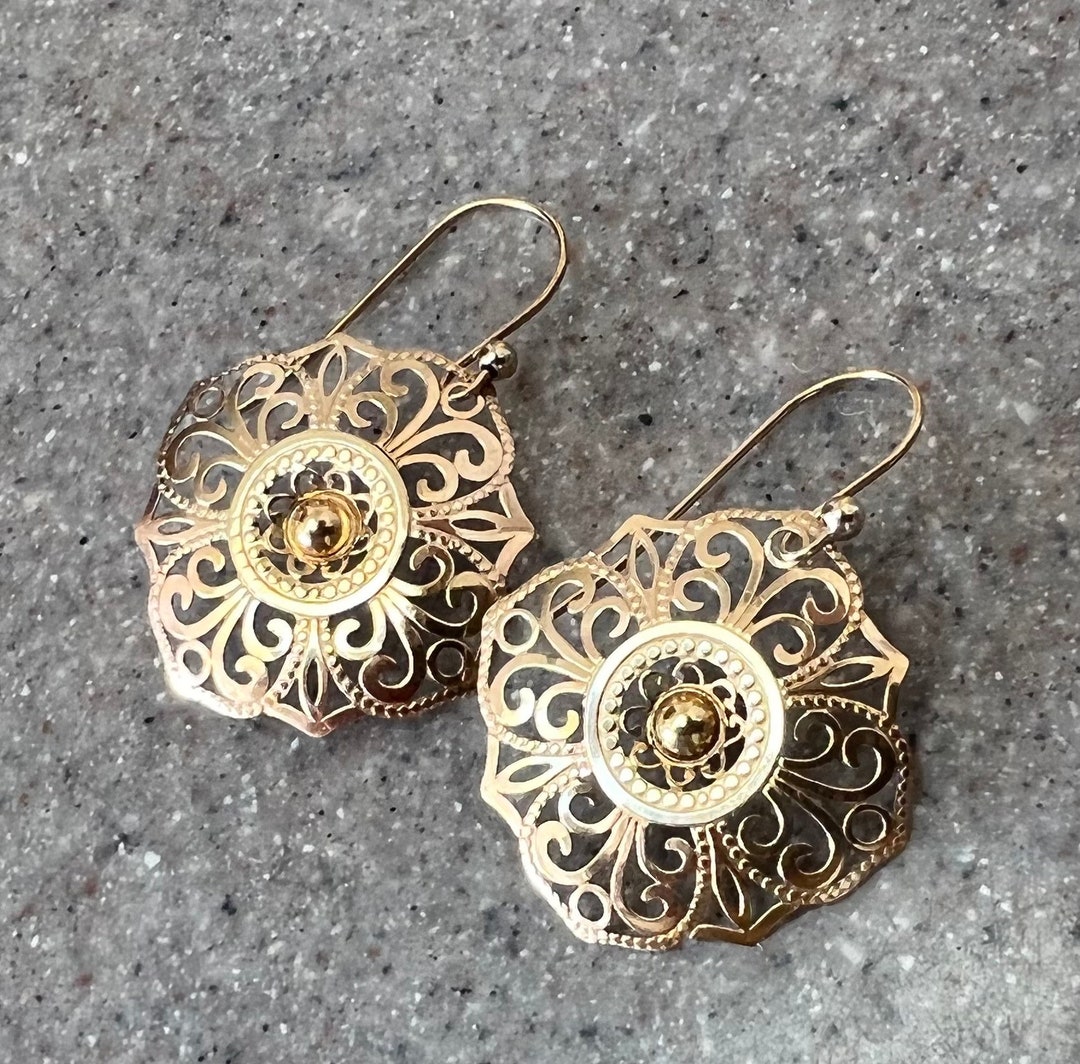 Vintage 14K Yellow Gold Filigree Drop Dangle Earrings - Etsy Vintage 14K Yellow Gold Filigree Drop Dangle Earrings - Etsy