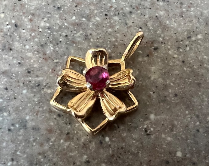 Vintage 14K Yellow Gold Ruby Flower Pendant - Etsy