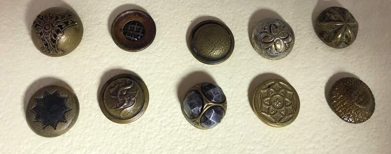 10 Brass 1800s Buttons Pierced and Stamped Eagle - Etsy