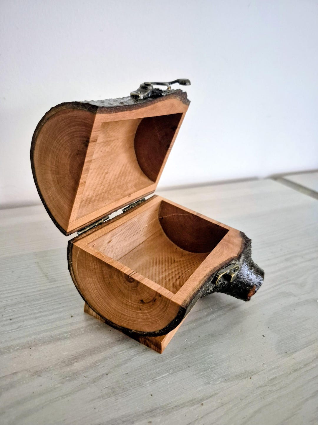 Beech Wood Log Box With Bark, Rustic Keepsake or Jewelry Chest - Etsy