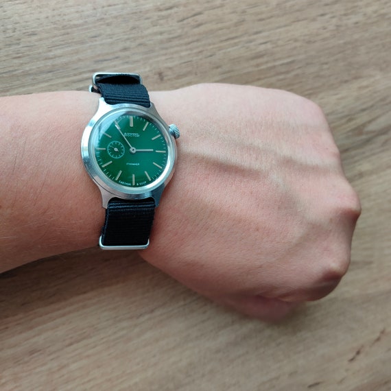 Vostok Soviet watch, Green watch, Mens Watches, Vinta… - Gem