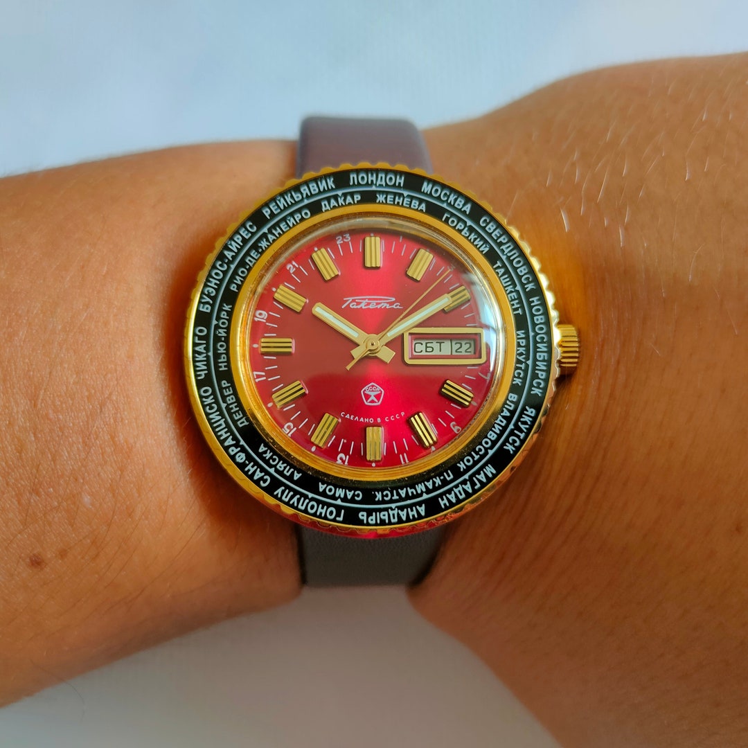 Vintage Soviet Watch Raketa World Time, Raketa Cities, Red Watch, Time ...
