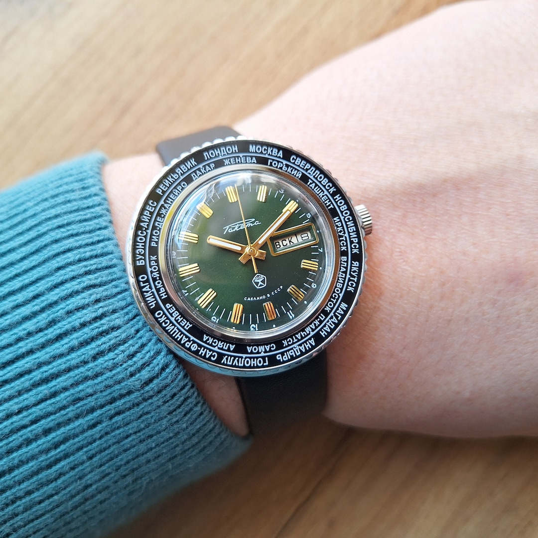 RAKETA Cities Watch, Vintage Soviet Watch World Time 2628.H, Green ...