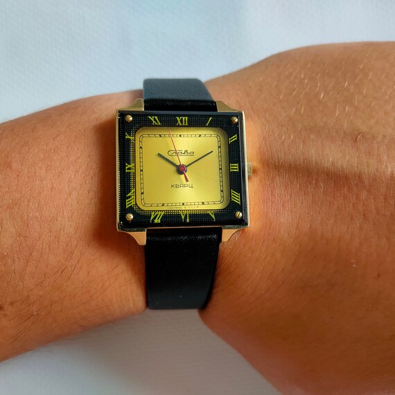 Soviet quartz watch SLAVA, square watch, with battery… - Gem