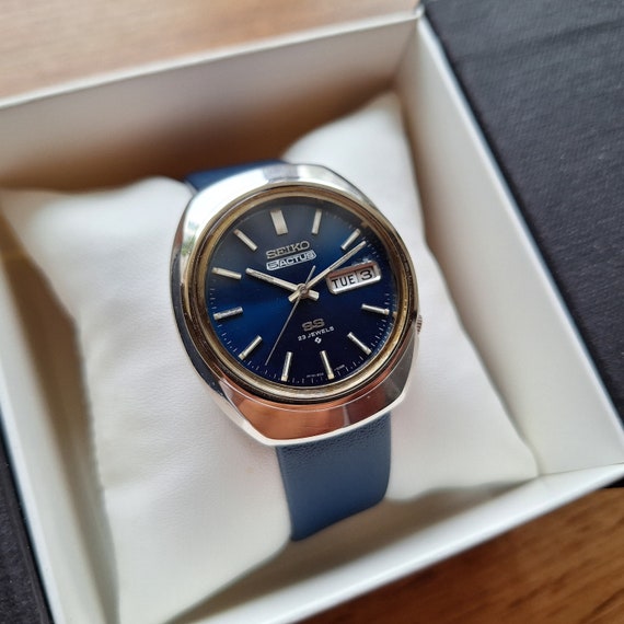 Seiko 5 Actus SS watch, Seiko 6106-7590 Vintage Class… - Gem